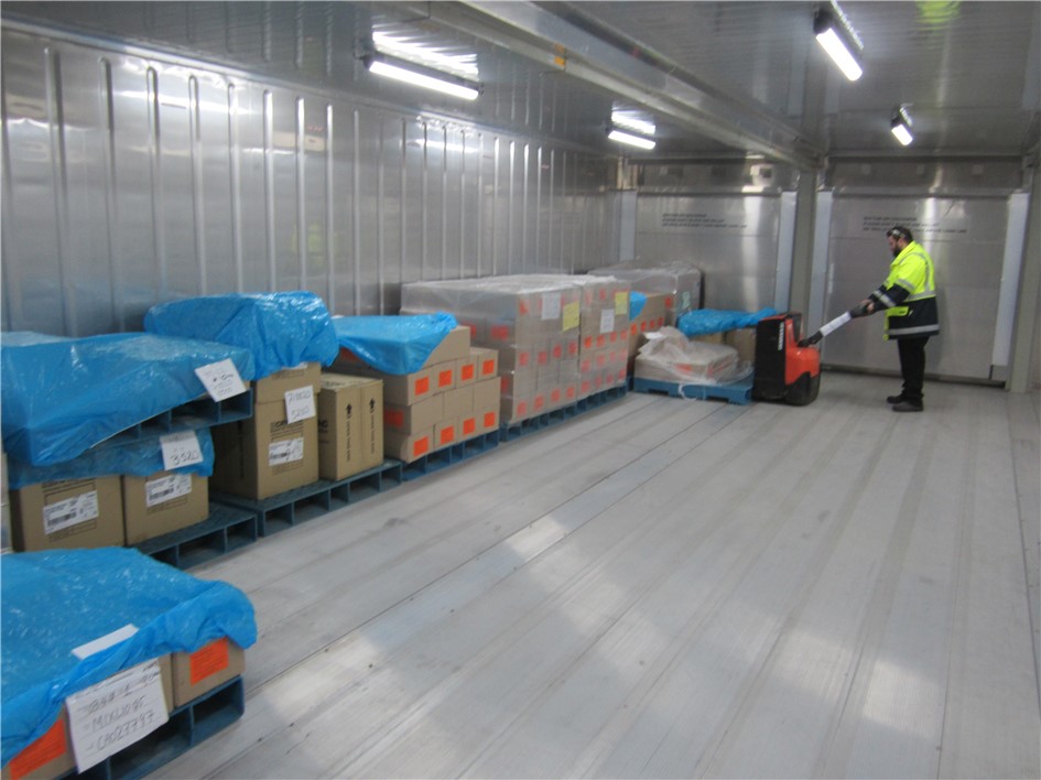 40FT Arctic SuperStore Install